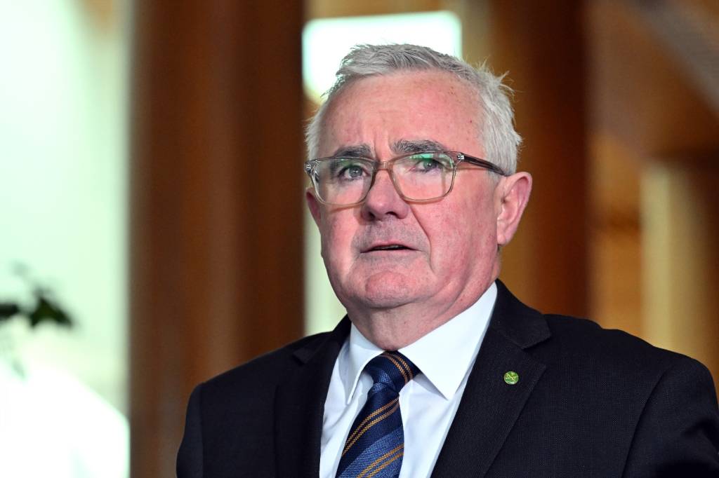 Wilkie slams Dreyfus' reason for not intervening for whistleblowers