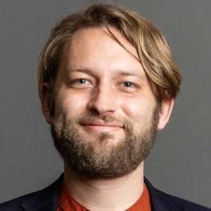Dan Holmes | The Mandarin