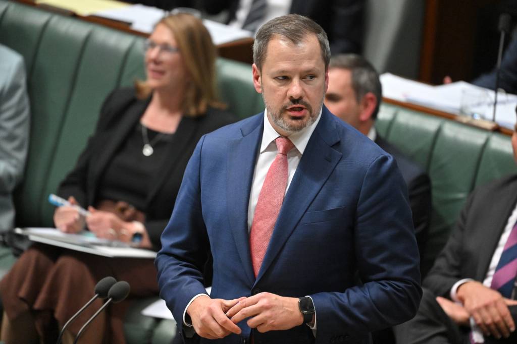 New mandate makes public servants accountable for AI stuff-ups