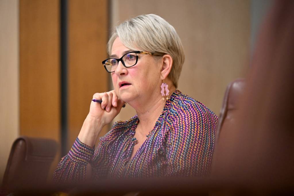 Time to compel PwC to cough up, says Pocock