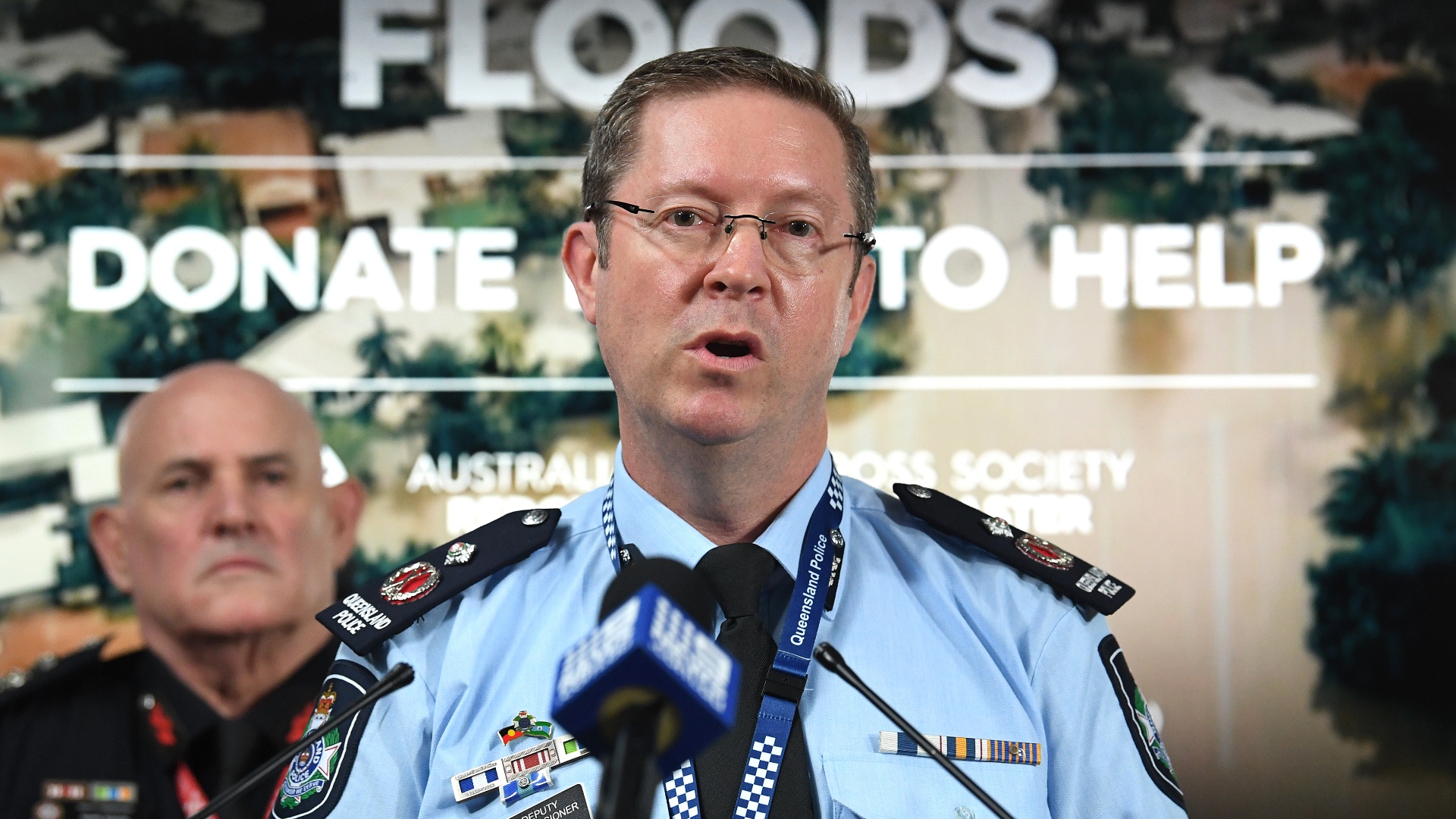 Queensland director-general takes leave for CFMEU inquiry