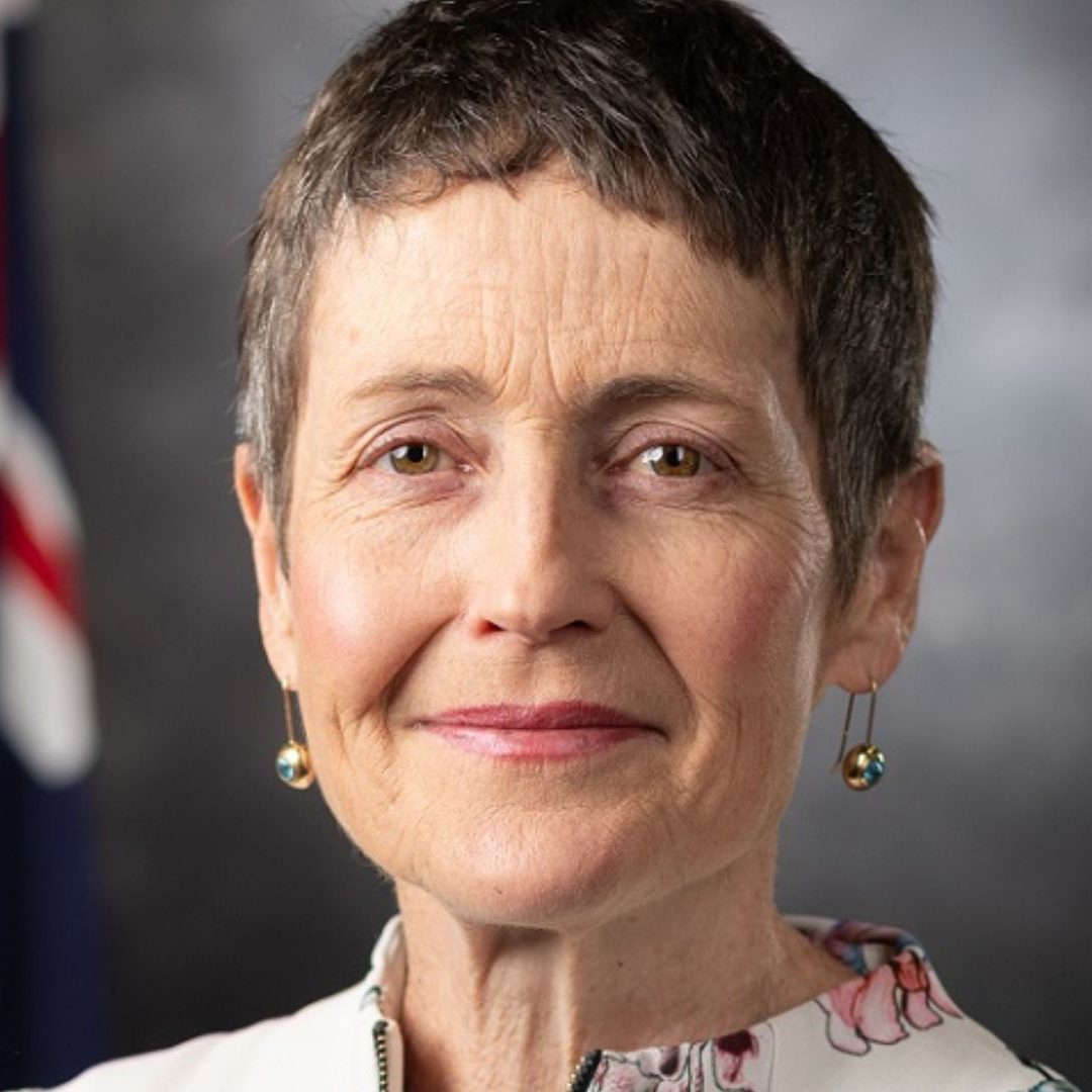 Movers & Shakers: Royal commissioner appointed