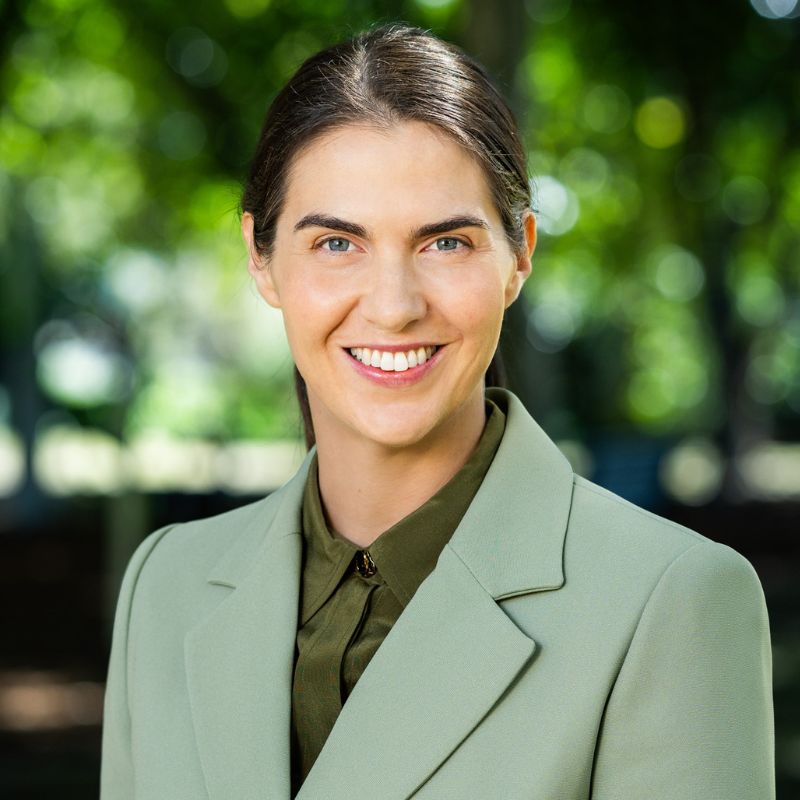 Movers & Shakers: Royal commissioner appointed