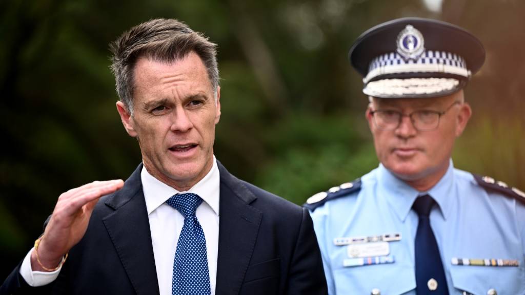 Chriss Minns redoubles efforts to poach cops from other states